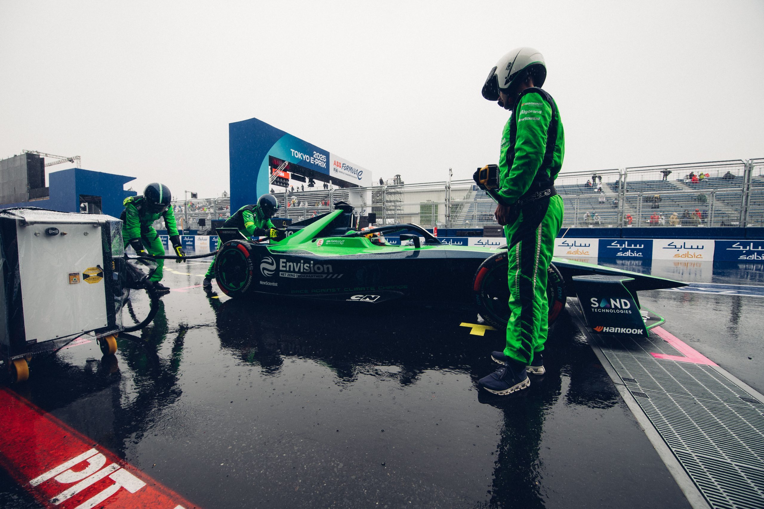Envision Racing score double points in wet Tokyo opening race ...